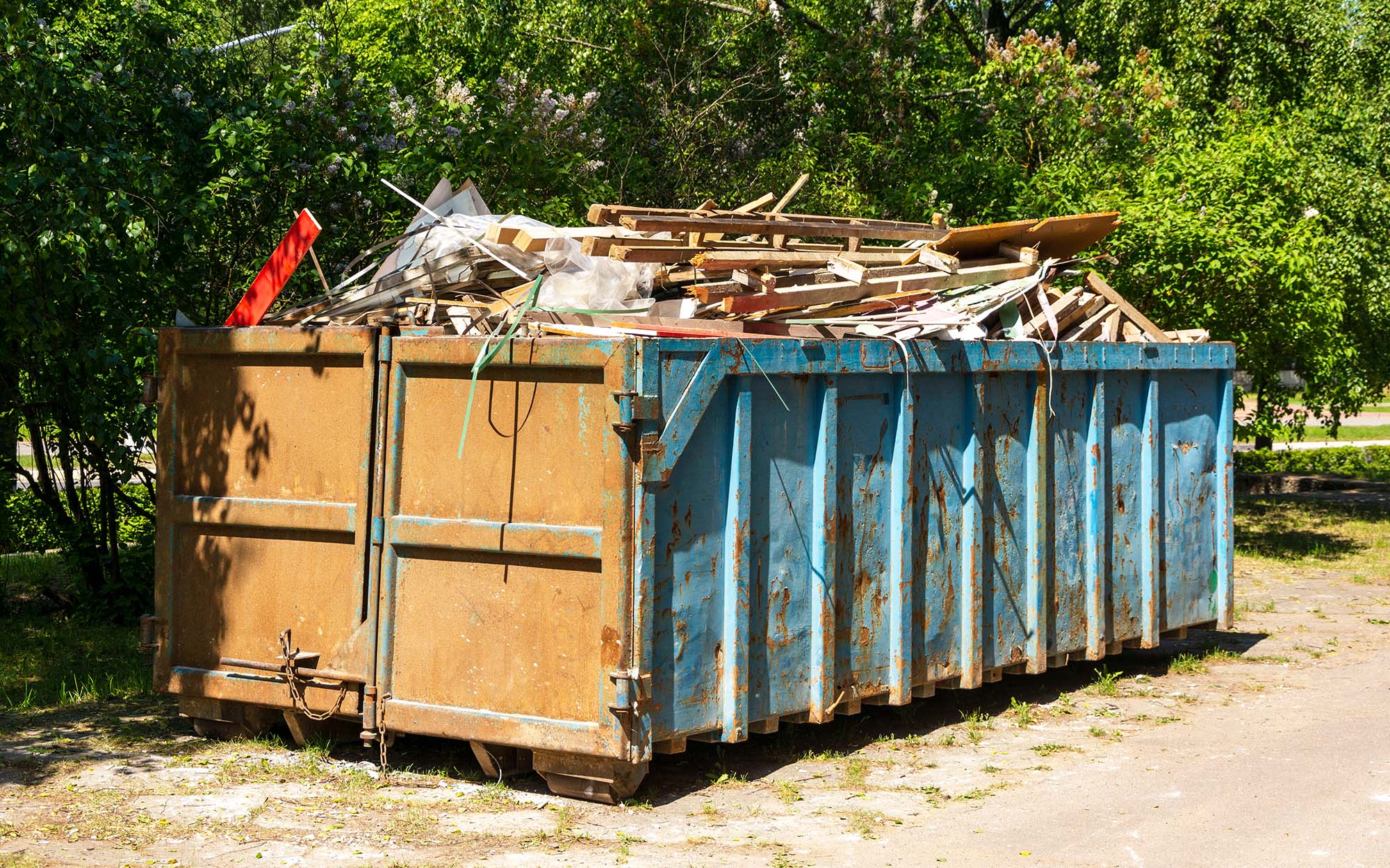 How to Maximize Safety With Your Dump Box’s Placement
