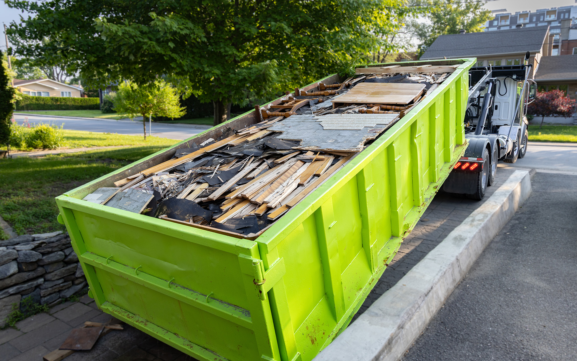 Finding the Right Construction Waste Container: Our Tips